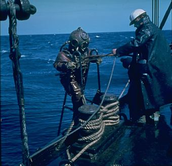 Draeger diving helmets (2)