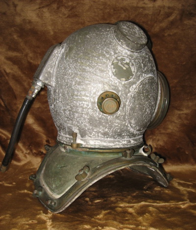 Japanese diving helmets - Toa